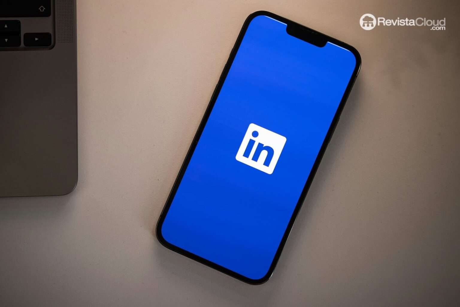 Microsoft y LinkedIn revelan el impacto transformador de la IA en el ...