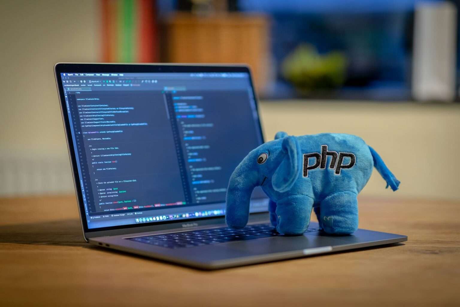 PHP 8 y sus versiones más recientes: avances en rendimiento, seguridad ...